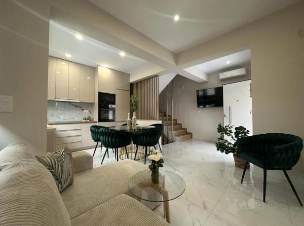 Agora Luxury Maisonette - Коринф