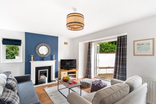 Peaceful House 10 Min Walk To Beach & Parking - St Mawes