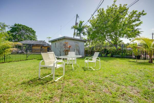 Less Than 3 Mi To Hard Rock Stadium Miami Home With Sunroom - Miami Gardens, FL