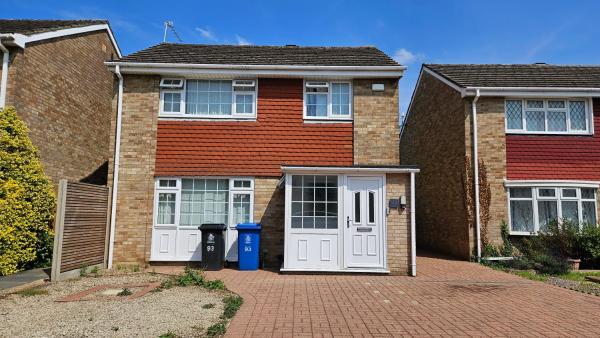 Your 4-5 Bedroom Home In Windsor - Maidenhead