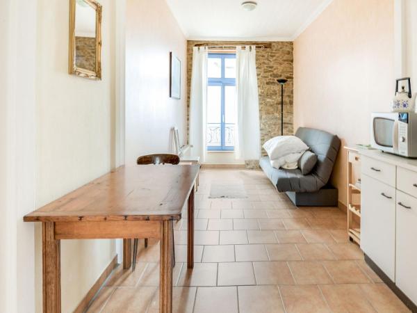 Peaceful Gîte In Englancourt With Terrace, Cleaning Included - Arzano