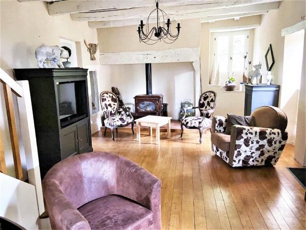 Holiday Home In Altillac With Pool And Garden, Cleaning Included - Bretenoux