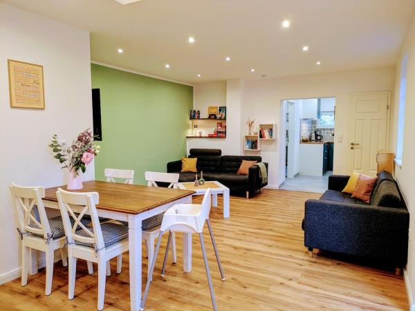 Familienfreundliches Ferienhaus Auf Hof Mit Schafen - Ostrhauderfehn