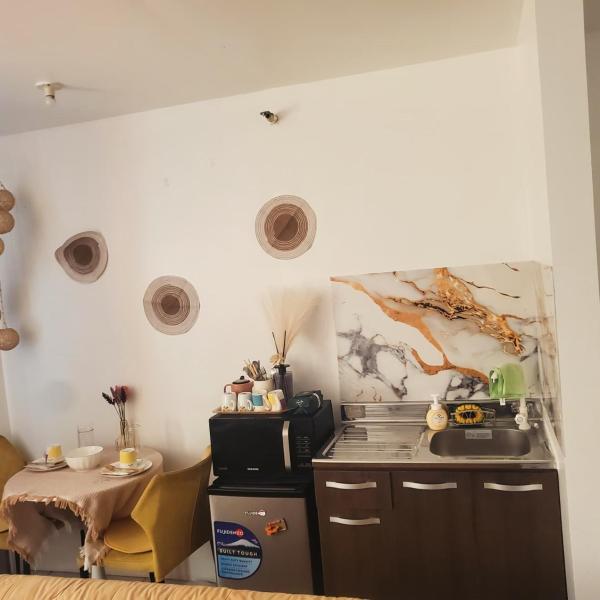 Dj's Staycation - Biñan