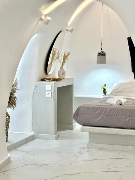 Cave Crafted Suites - Oia