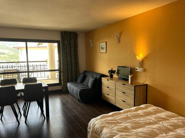 Studio 4 Personnes Avec Piscine Et Sauna - Résidence Château Des Magnans - Jausiers - Fr-1-165b-45 - Jausiers