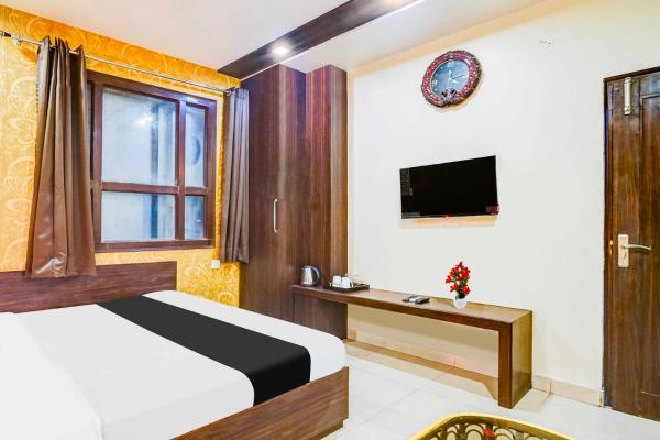 Hotel O Sindhi Camp - Jaipur