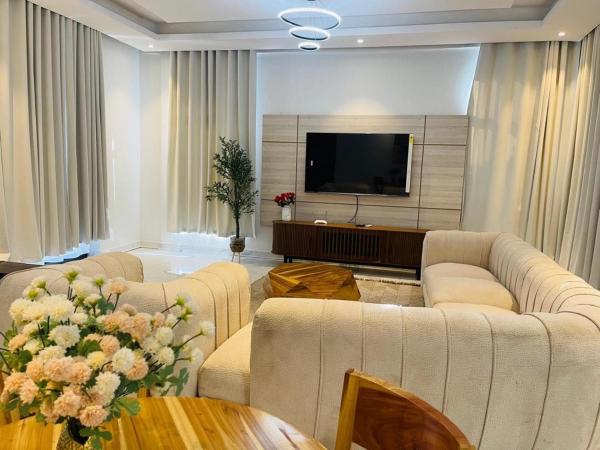 Swahili Home - ダル・エス・サラーム