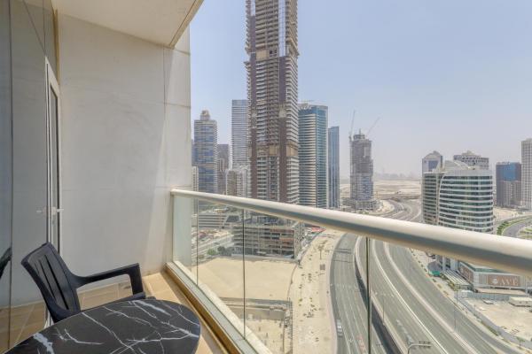 Apartment In Downtown 1b Of 6beds Female1of 8beds Male - Verenigde Arabische Emiraten