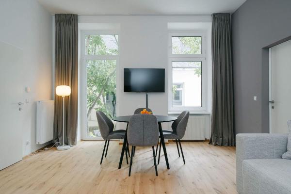 Calm 1br Perfect For 4-6 Metro Close To Naschmarkt - Bécs