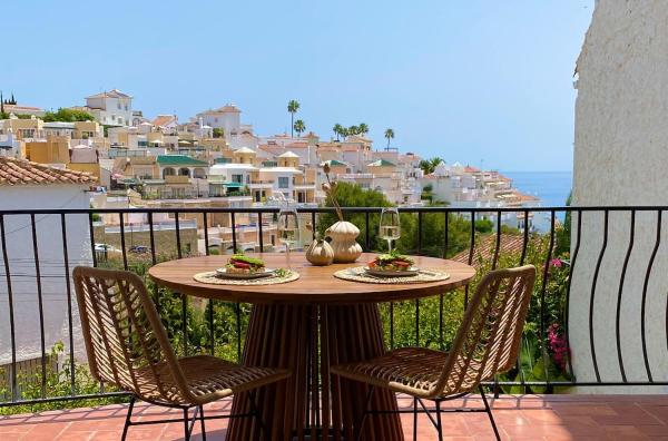 Casita Blanca, Beautiful House With Sea View - Frigiliana