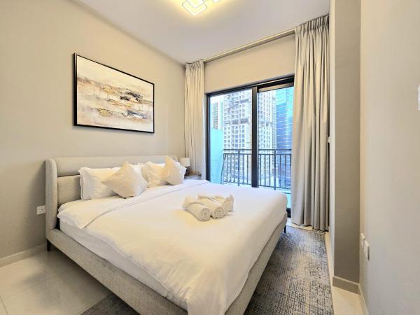 Kazan Homes - Plush 1br With Balcony Close To Burj Khalifa And Dubai Mall - Business Bay - Dubaj