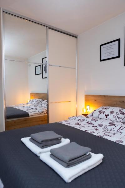 Apartman Oak Nikola's Lamp - Gospić