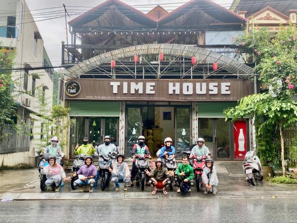 Time House - Tours & Motorbikes Rental - Ha Giang