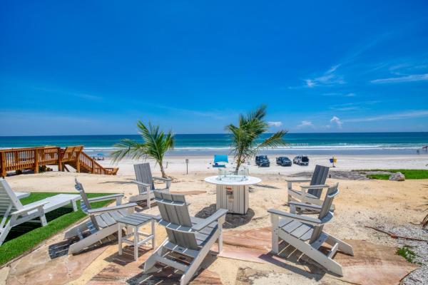 A1a Beach House Retreat - Ormond Beach, FL