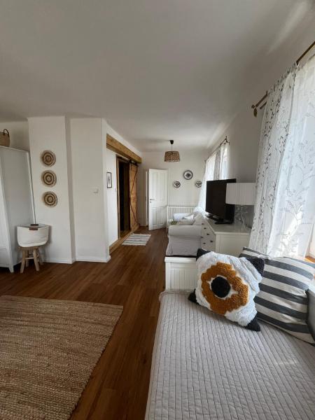 Chalupa Dřemčice -ČEské Středohoří - Louny