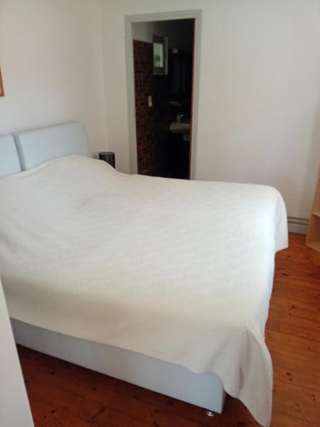 Studio Et Espace Vert Et Terrasse - Lozère