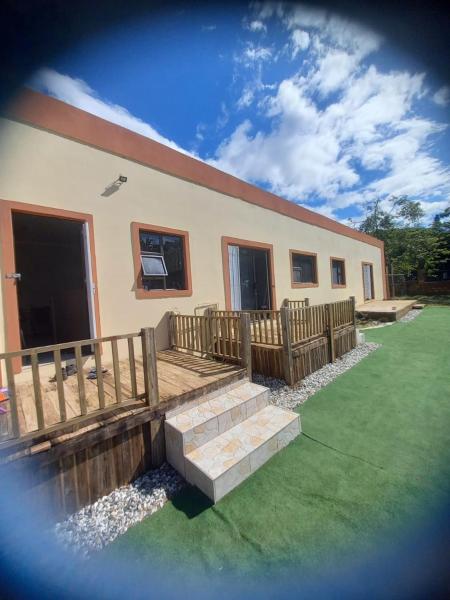 Ocean Wave Chalets - Hibberdene