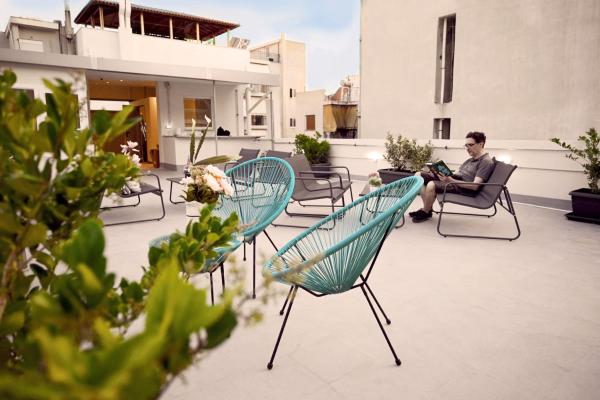 Yalarent Emerald House Rooftop & Stylish Apartments In Central Athens - Atenas