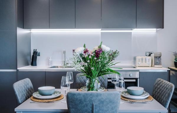 Leeds City Centre, 3 Bed, Free Parking, Private Terrace - Leeds