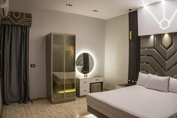 Downtown Tahrir View Cozy Suite - Cairo