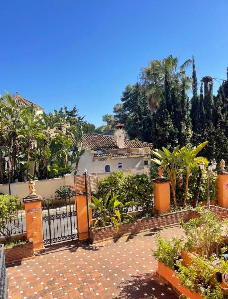 Elegant Suite Near Sea And Port Banus - Costa del Sol