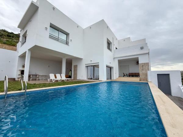Villa Rafraf S4 Avec Piscine Moderne - Tunisie