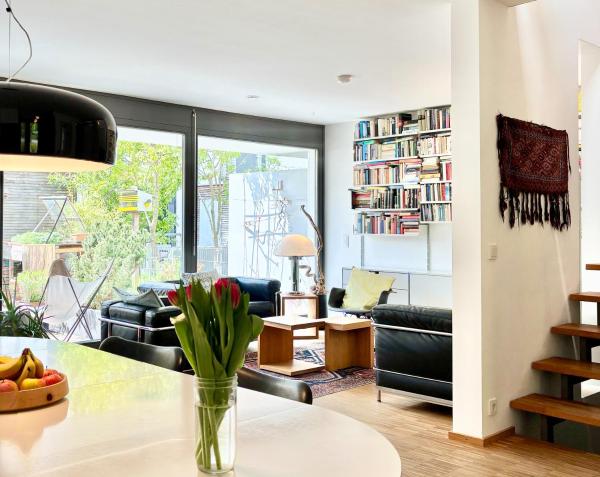 Snug Stays Design Haus Mit Terrasse, Nähe München & Starnberger See - Berg