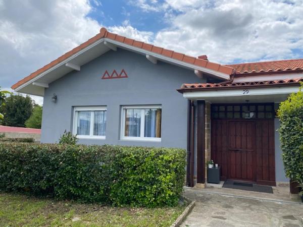 Apartamento Nik En Casa Chalet Con Parking Y Jardin - Baracaldo