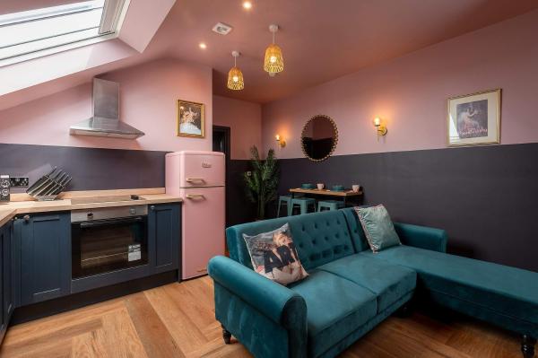 Art-inspired Apartment In City - Barnard Castle