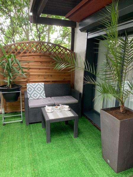 Lovely Apartment With Patio - Stettin