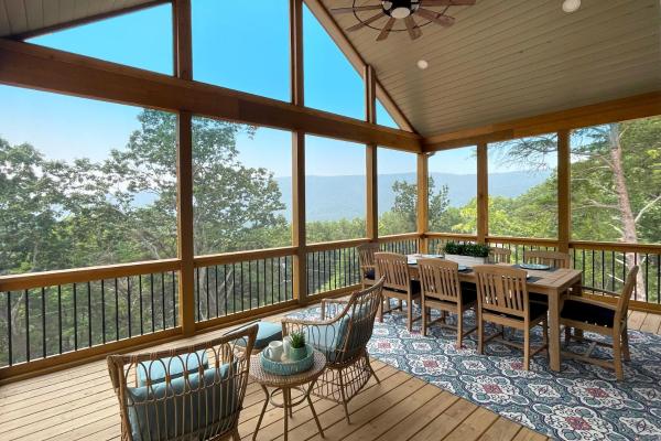 Rockview In Waleska Ga - 캔턴