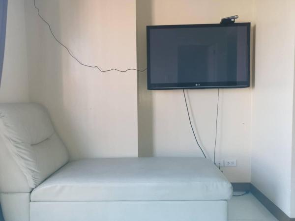 Room In Guest Room - Peaceful City View Condo For Rent In Quezon City - Manila