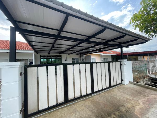 Homestay Adelia - Kangar