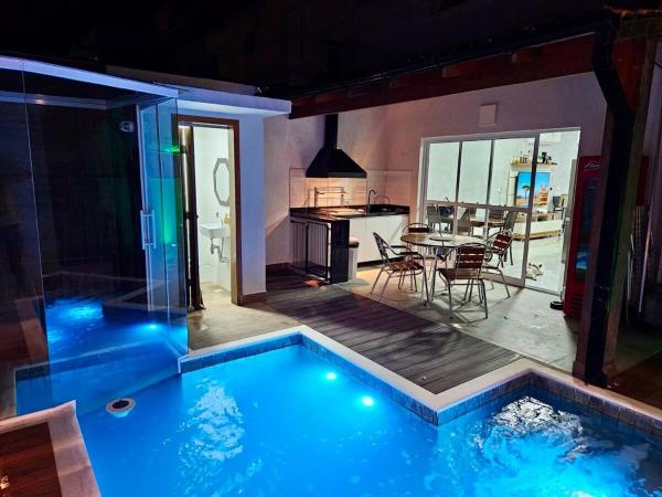 Casa Em Boiçucanga Com 2 Suítes, Piscina E Sauna Integrada - São Sebastião