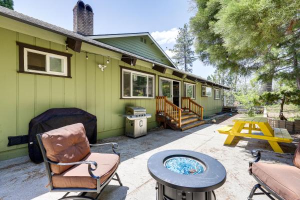 Private Hot Tub At Dog-friendly Lake Arrowhead Gem - Lake Arrowhead, CA