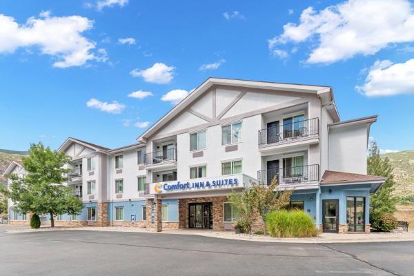 Comfort Inn & Suites Glenwood Springs On The River - Glenwood Springs, CO