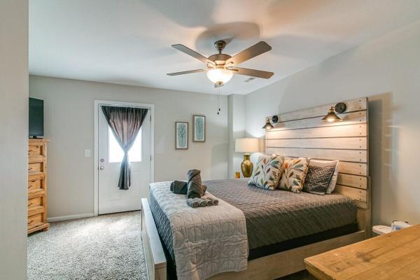 Unit #B 1010 Franklin St - Clarksville, TN