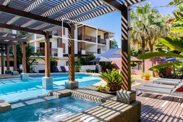 21 Freestyle Apartment With Pool View - Port Douglas