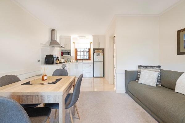 Magnolia On Colville - Historic Riverside Elegance - Hobart