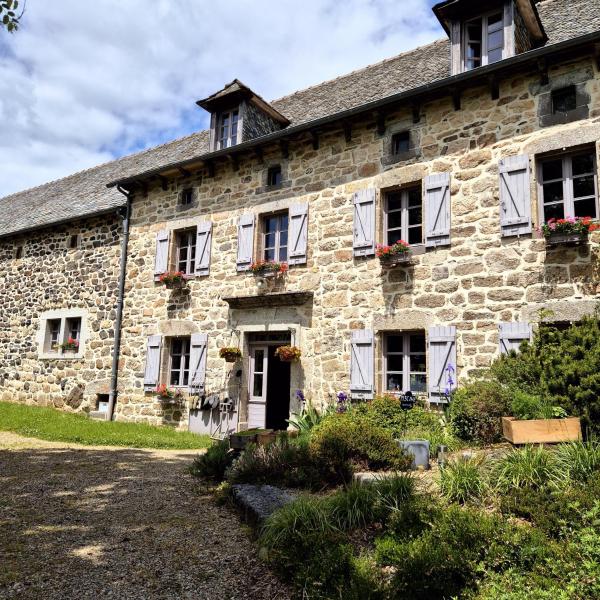 Le Mas De Rigoulac 5 Chambres D'hotes & Spa Sur Réservation Table D Hôtes Sauf Les Mercredis Et Les Dimanches - Laguiole