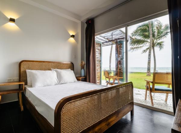 Moi Induruwa By Dbi - Bentota