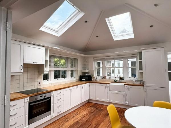 Shelbourne Cottages By Rds&aviva - Dublin