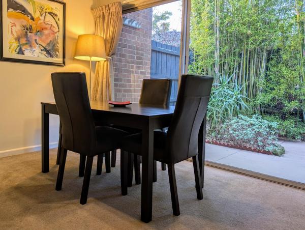 Downstairs In Hawthorn - Ivanhoe