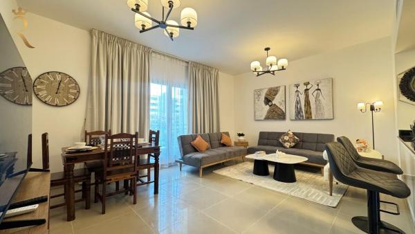 Al Reef Retreat Your 1br Sofa Beds, Pool And Gym - Abu Dhabi Airport (AUH)