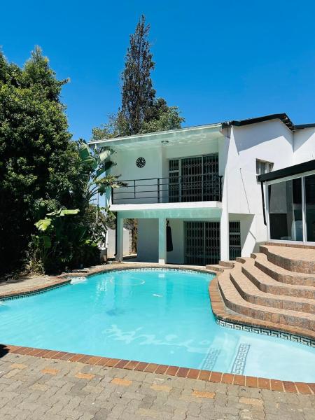 Mondeor Holiday Home - Lenasia