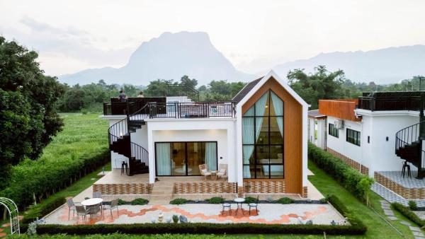 ชษา พลูวิลล่า เชียงดาว Chasa Chiangdao Pool Villa - Chiang Dao