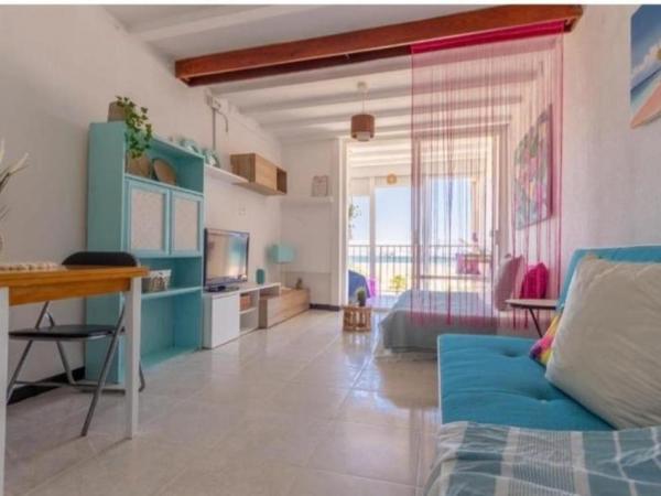 Winahost Apartamento La Pineda - La Pineda