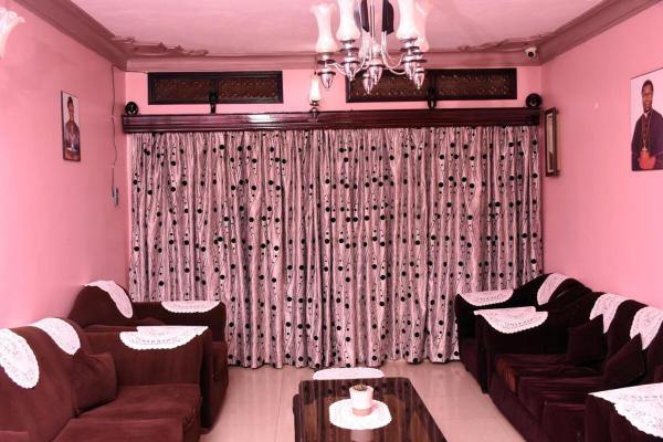 Carmella Exquisite Home Jjanda - Kampala