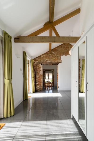 Owls Hoot At Tove Valley Cottages - Towcester